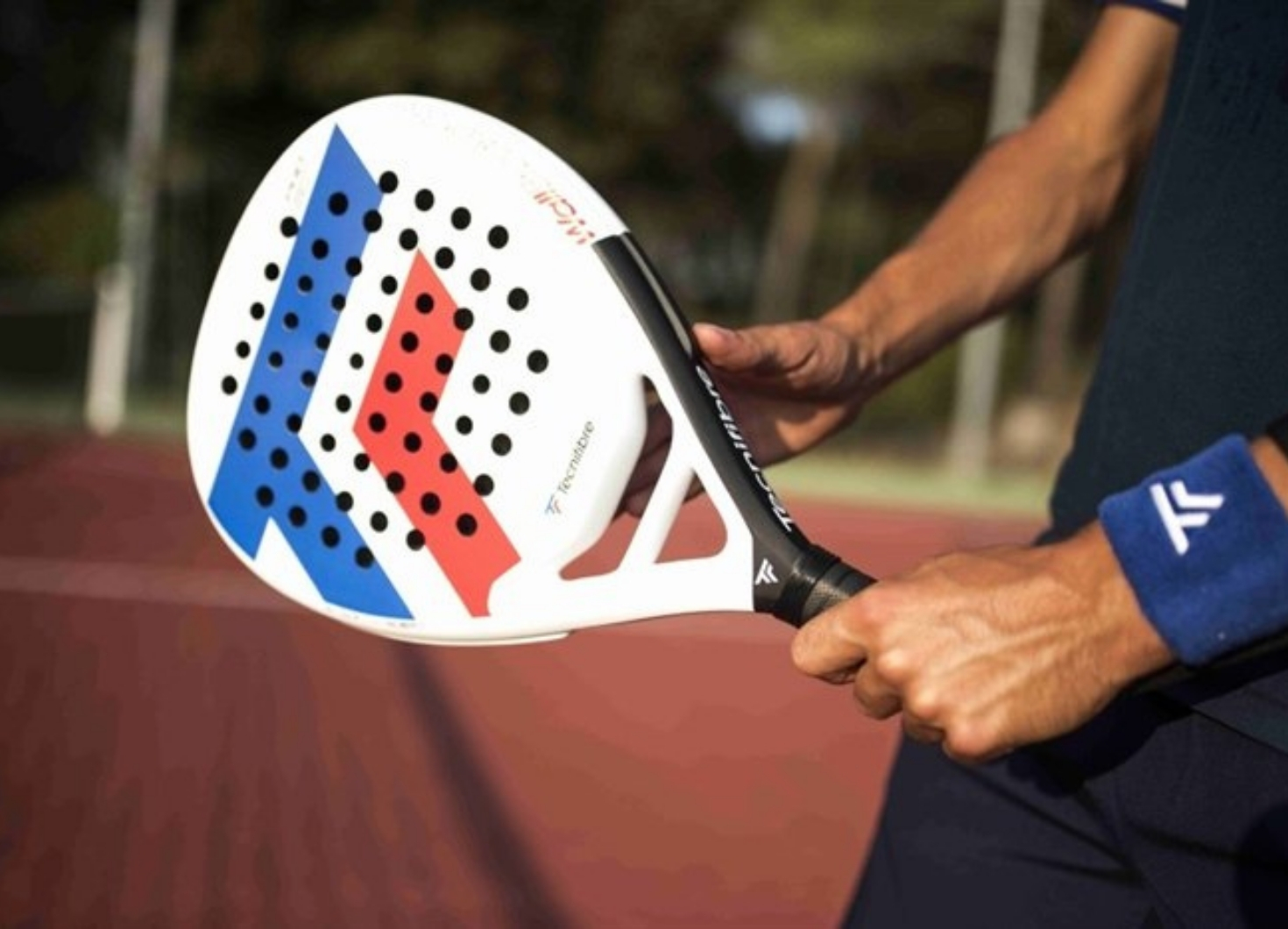 Få 3 tips til at finde det rigtige padel bat | Padelshoppen